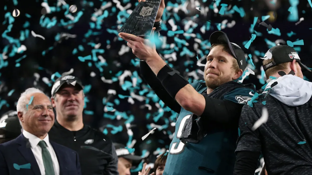 Eagles legend Nick Foles officially announces retirement from NFL – NBC ...
