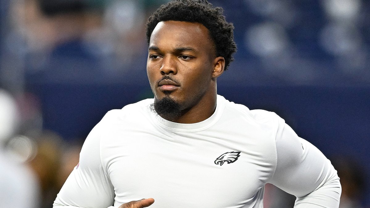 Eagles place Nakobe Dean on injured reserve again, likely ending his ...