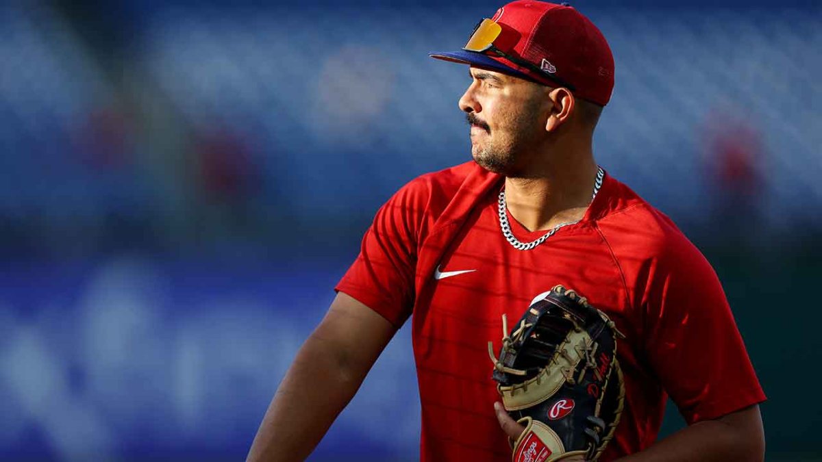 Phillies spring training: Darick Hall battling for roster spot, working ...