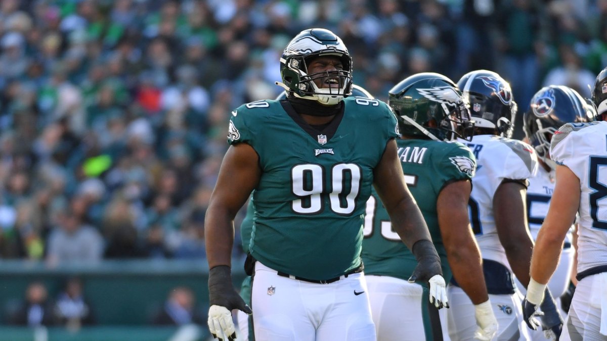 Eagles training camp: Jordan Davis explains biggest difference for him ...