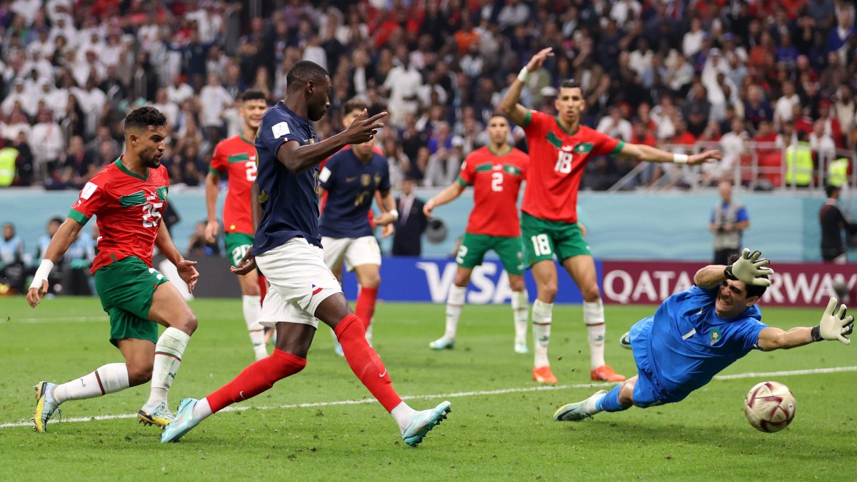 World Cup Twitter Erupts After France Defeats Morocco to Advance to ...