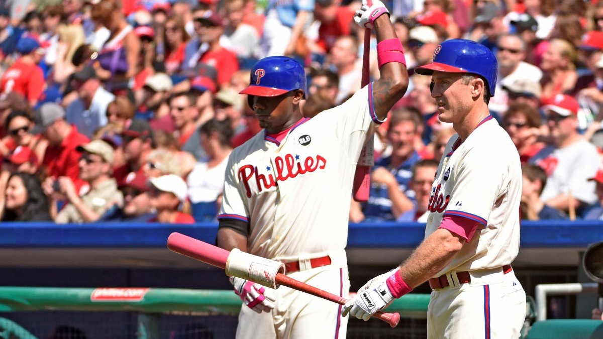Phillies great Ryan Howard throwing out Game 4 NLCS first pitch – NBC ...