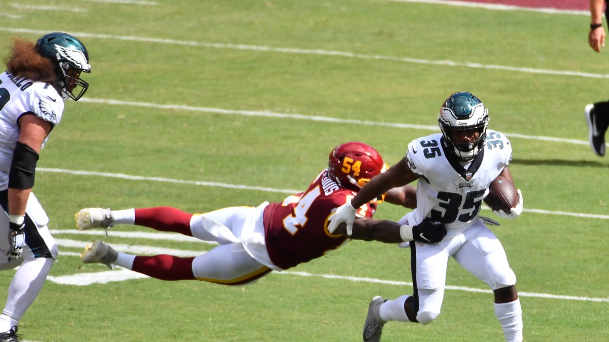 Boston Scott leaves, returns with undisclosed injury vs. Washington ...