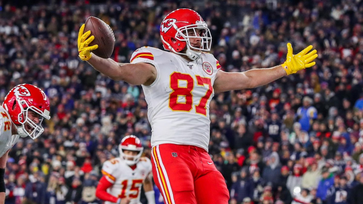 Brothers Jason and Travis Kelce will make history when they face off at Super Bowl 2023 – NBC ...