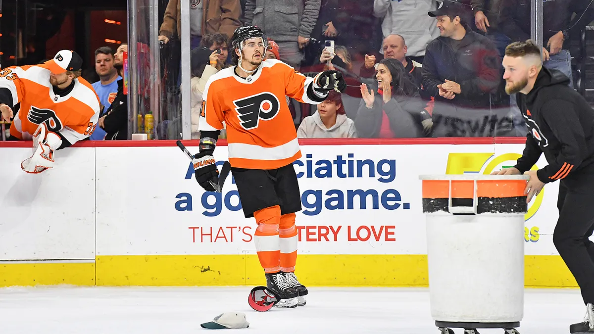 Flyers vs. Capitals: Travis Konecny hat trick cools off Washington ...