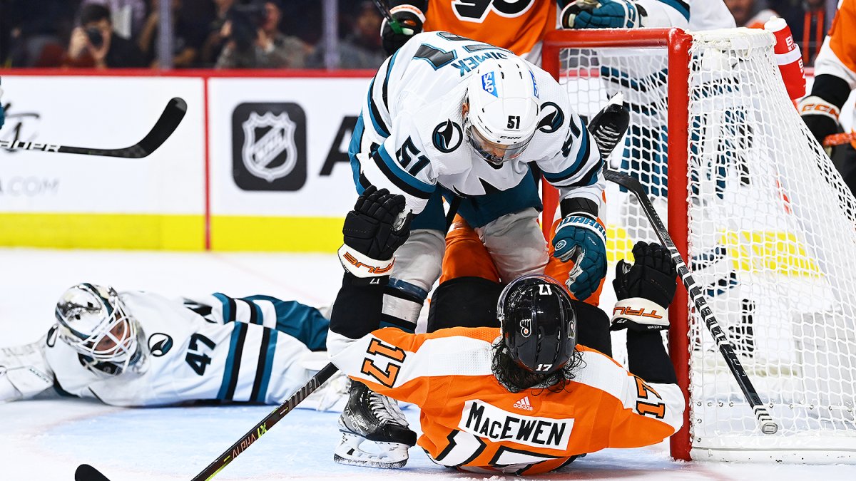 Flyers vs. Sharks: James van Riemsdyk exits, John Tortorella makes a ...