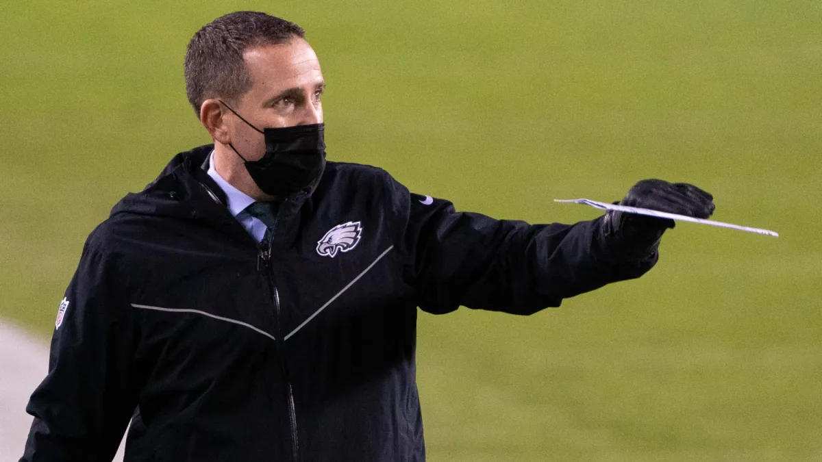 Howie Roseman says Eagles aren’t talking about trading Carson Wentz ...
