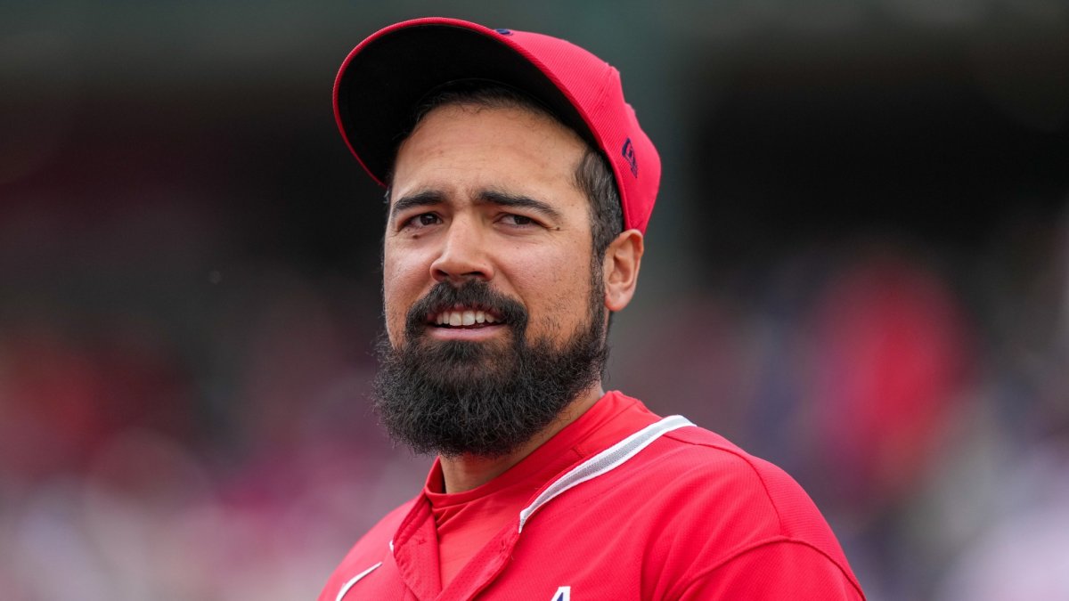 MLB investigating Anthony Rendon, fan altercation at Angels-Athletics ...