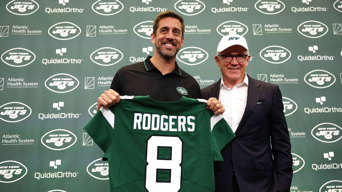 Jets introduce Aaron Rodgers at press conference after trade – NBC ...