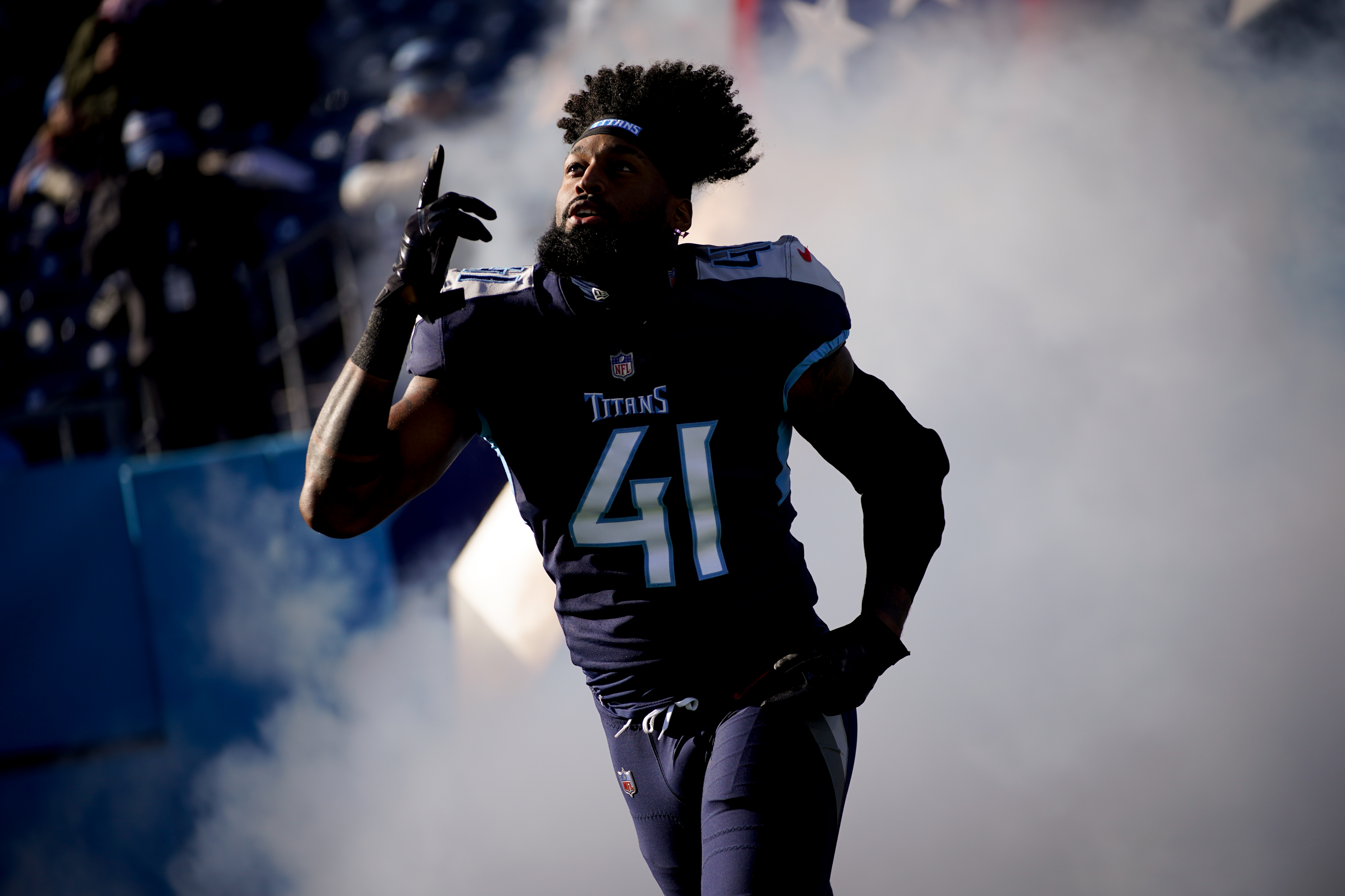 Eagles training camp: Eagles to sign linebackers Myles Jack, Zach ...