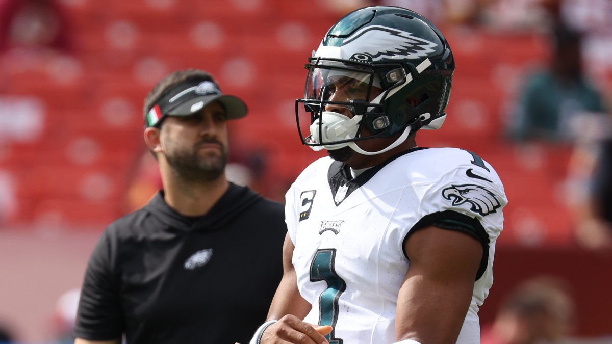 Top priority for Eagles’ next offensive coordinator is getting Jalen ...
