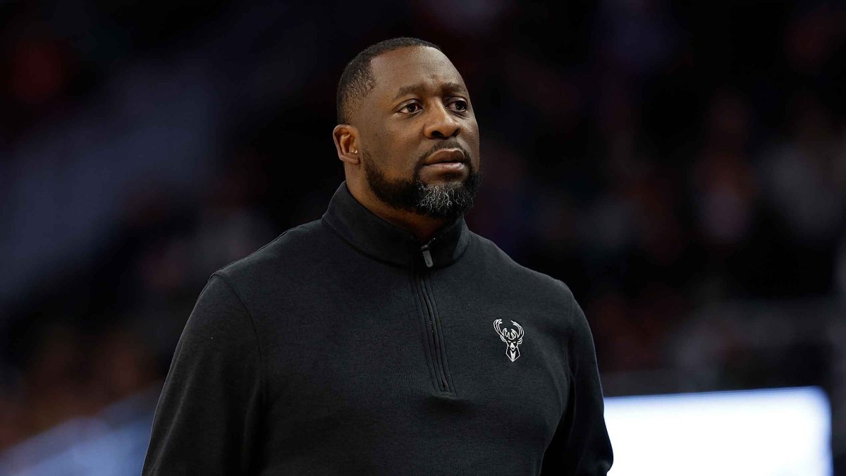 Milwaukee Bucks fire head coach Adrian Griffin – NBC Sports Philadelphia