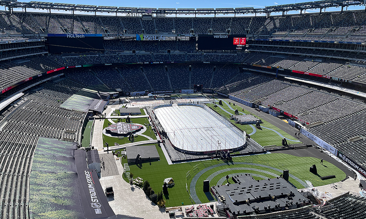Flyers vs. Devils 2024 Stadium Series: Sights, scenes and John ...