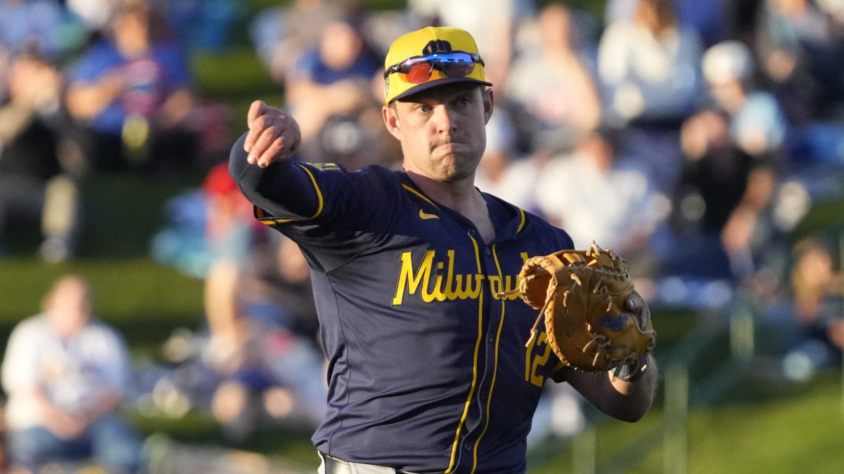 Rhys Hoskins empties benches with hard slide vs Mets – NBC Sports ...