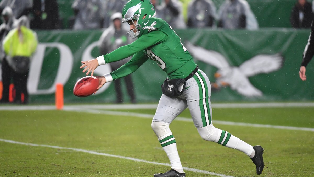Eagles re-sign punter Braden Mann after outstanding 2023 season – NBC ...