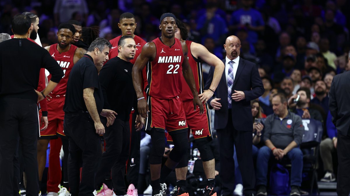 Jimmy Butler sprained MCL in Sixers vs. Heat play-in tournament game ...