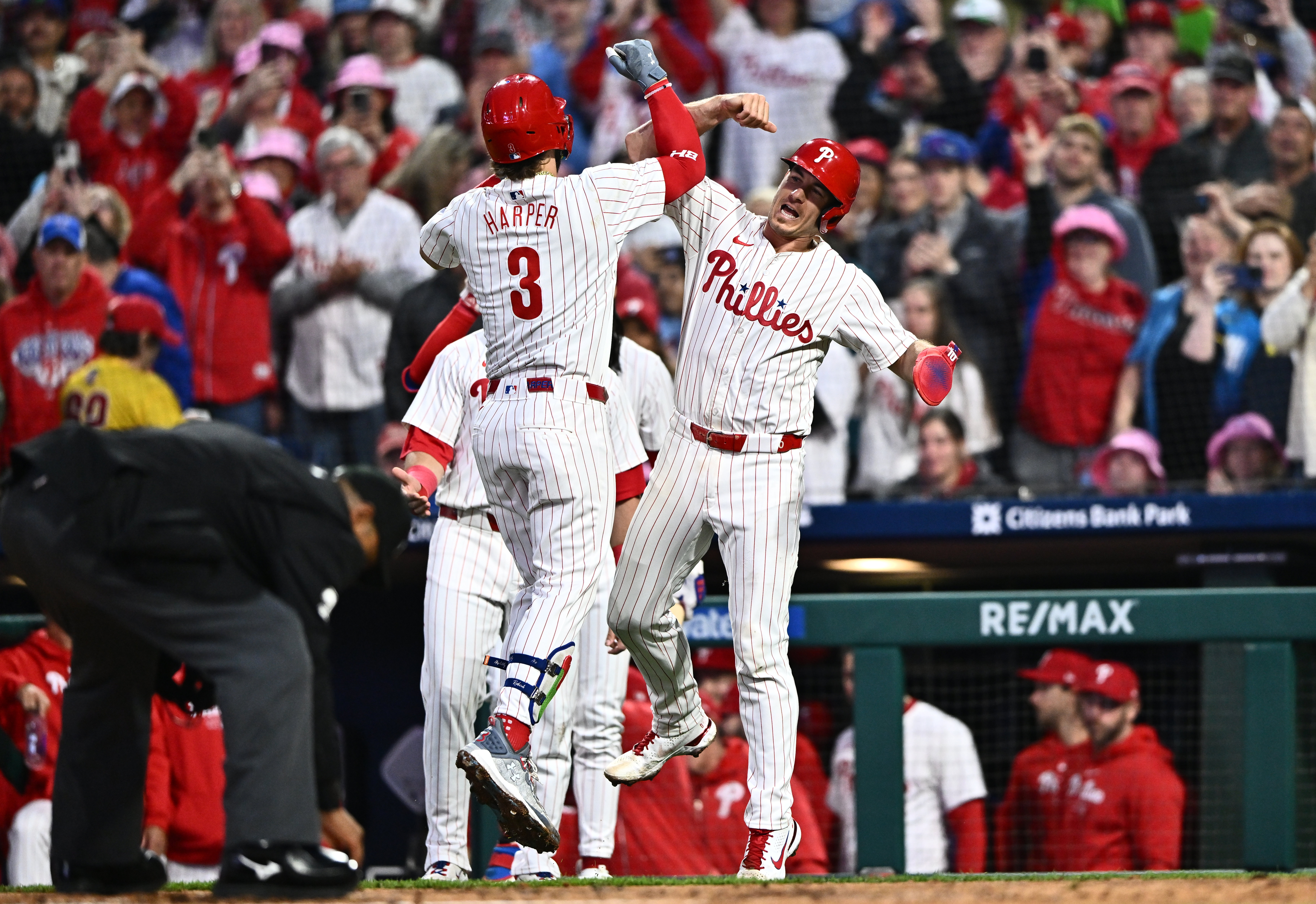 Phillies do just enough to hold off Giants, stay hottest team in ...