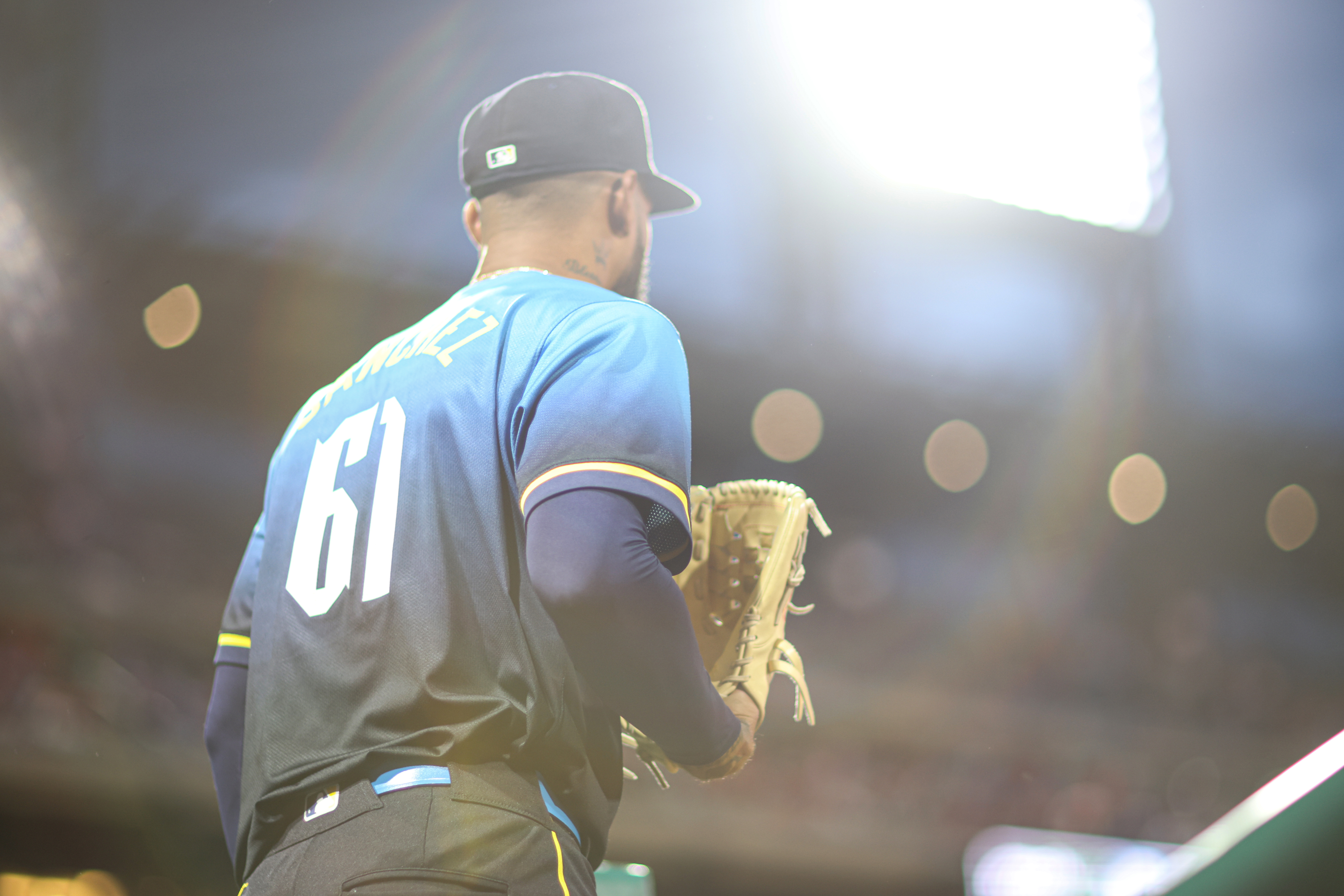 Cristopher Sanchez stuns Marlins in first-career complete game shutout ...