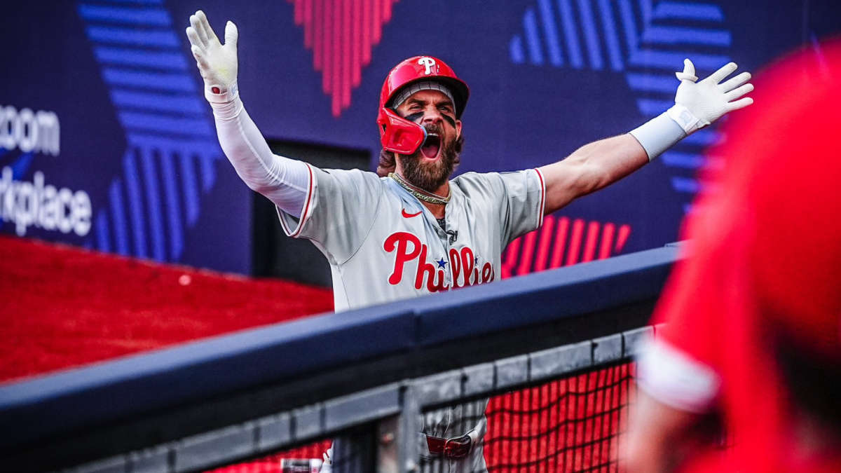 Bryce Harper, made for the moment, has brilliant home run celebration ...