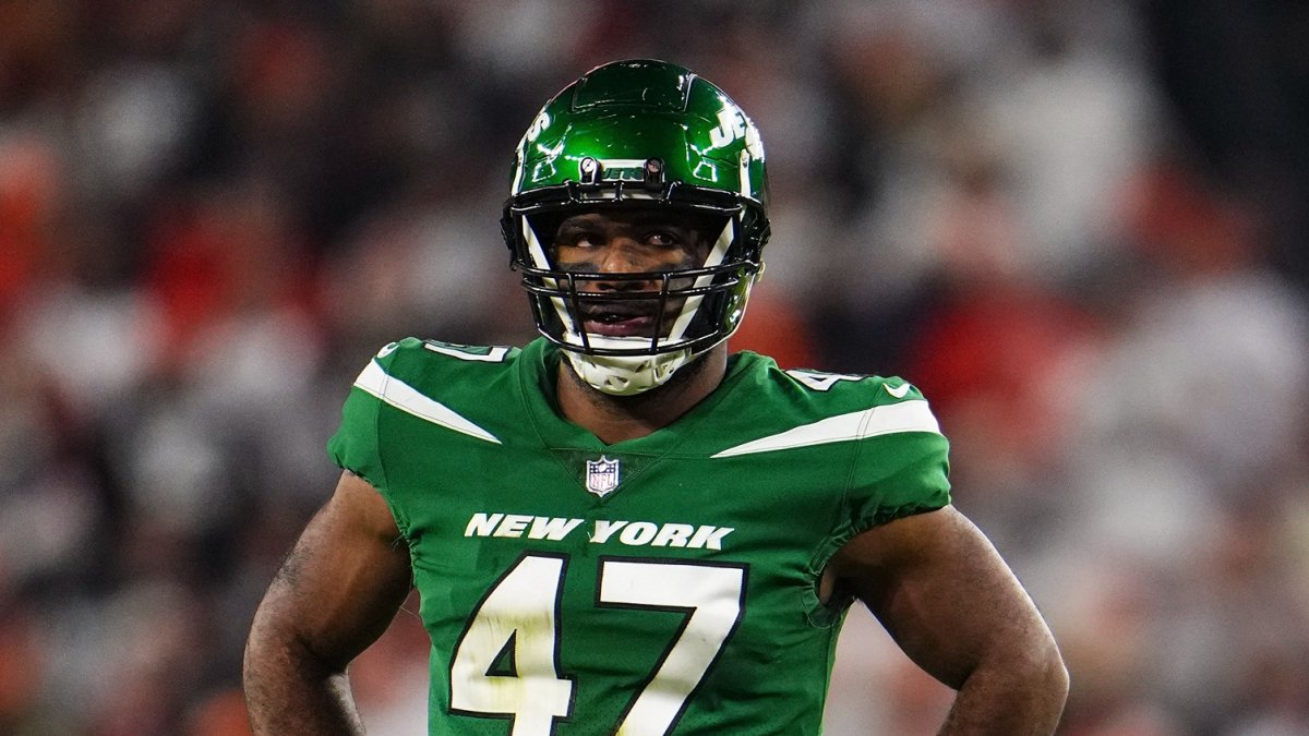 The challenge of turning Eagles edge Bryce Huff into an every-down ...