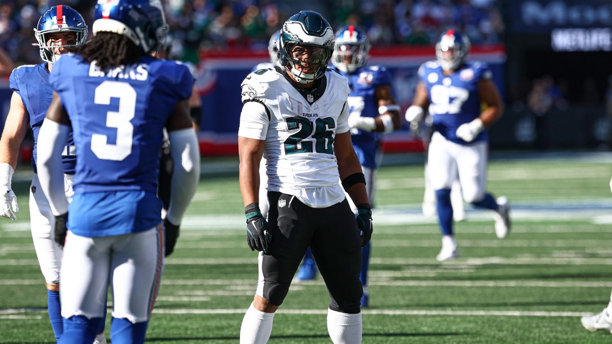 Eagles’ Saquon Barkley named NFC Offensive Player of the Week again ...