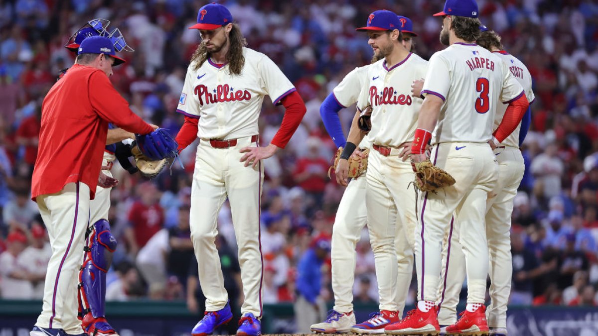 Thomson talks bullpen decisions and relief struggles ahead of Game 3 ...