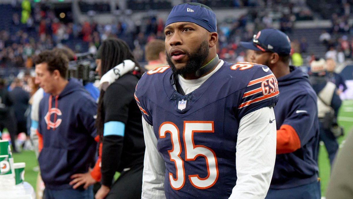 Eagles sign FB Khari Blasingame to practice squad, release John Ross ...