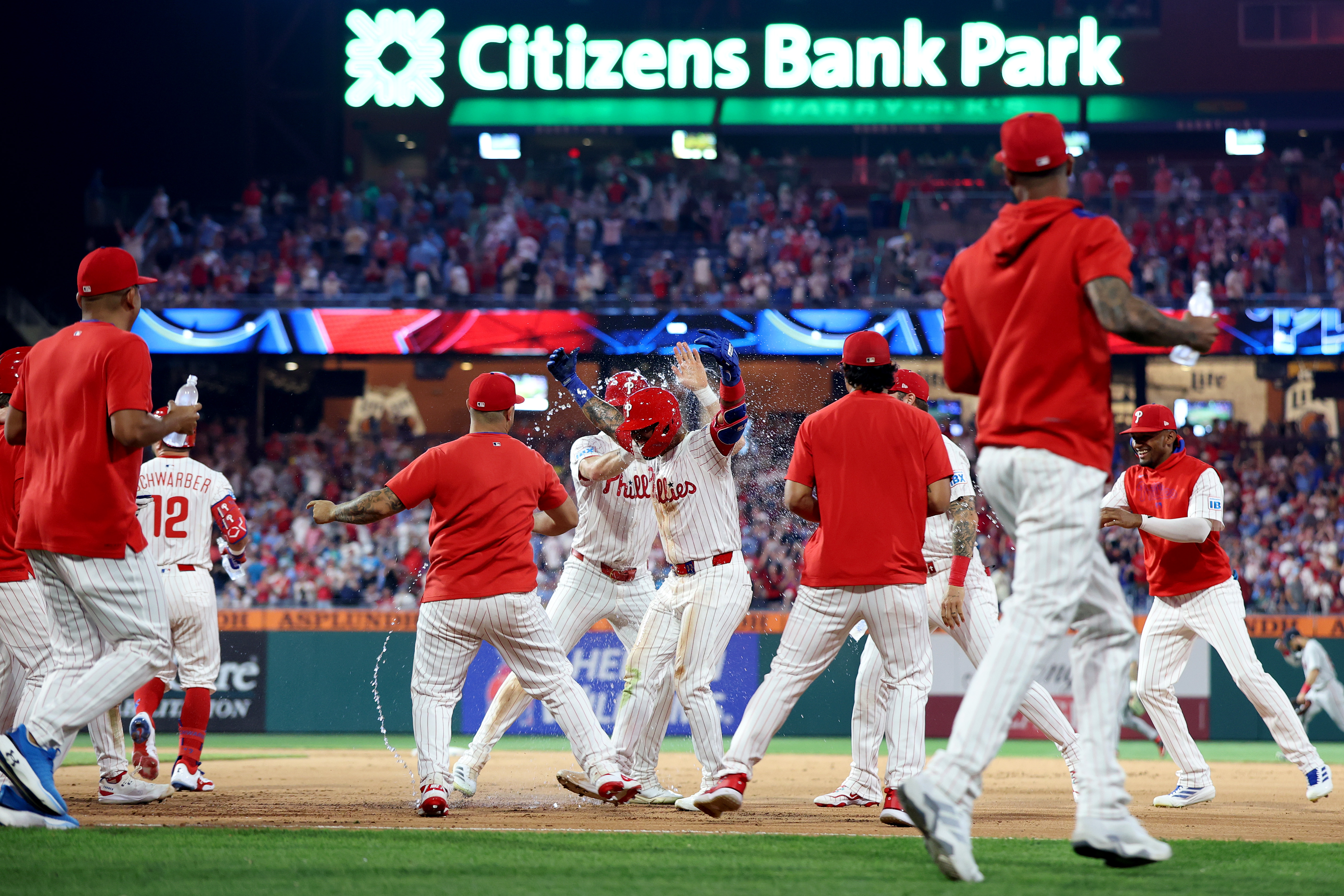 Phillies Silence Offense, Secure Victory Over Red Sox – Archyde