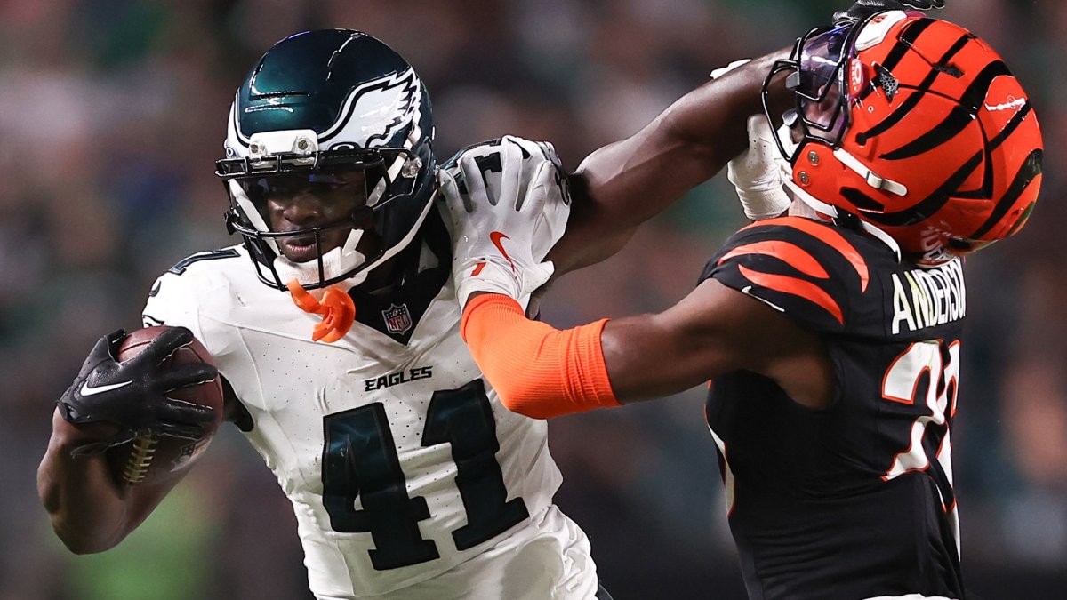 Darius Cooper introduces himself to Eagles fans with tremendous ...