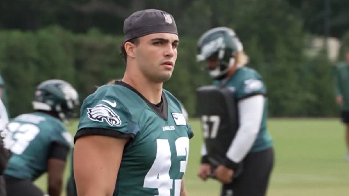 Eagles’ Ben VanSumeren updates his position switch to fullback – NBC ...