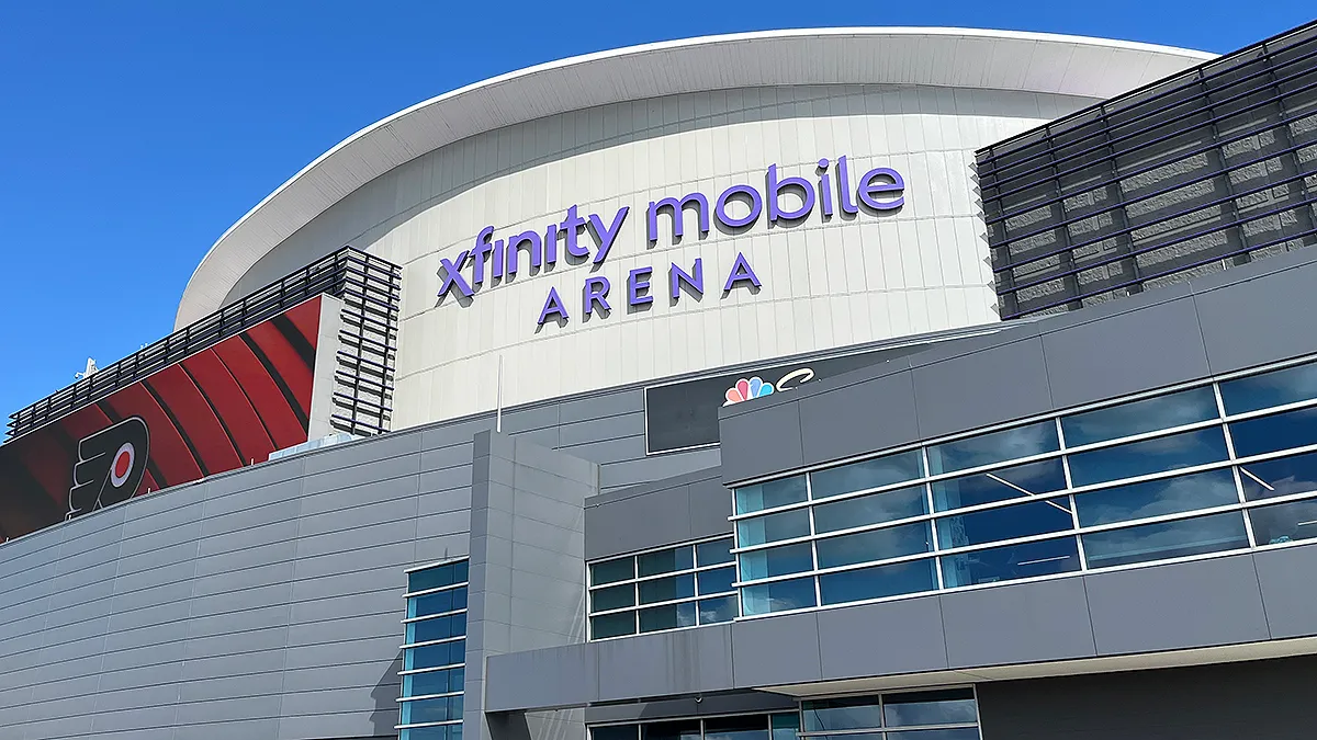 Flyers, Sixers unveil Xfinity Mobile Arena signage on building – NBC ...