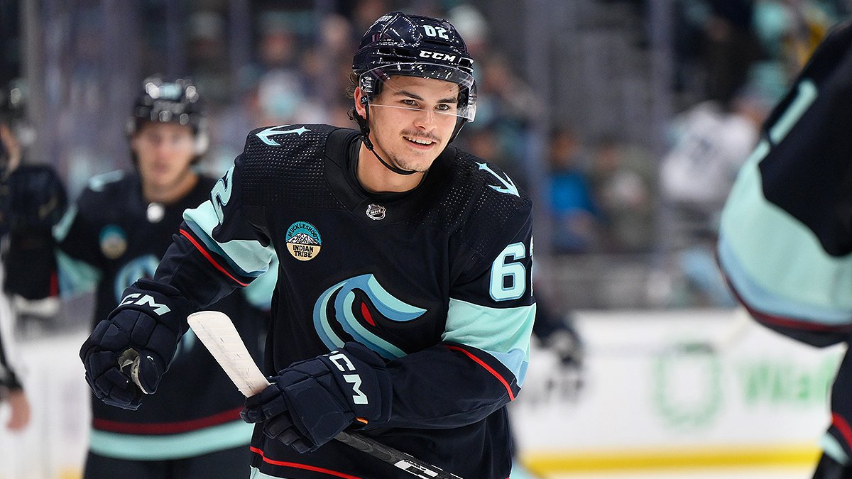 Flyers trade for Tucker Robertson, send Jon-Randall Avon to Kraken ...