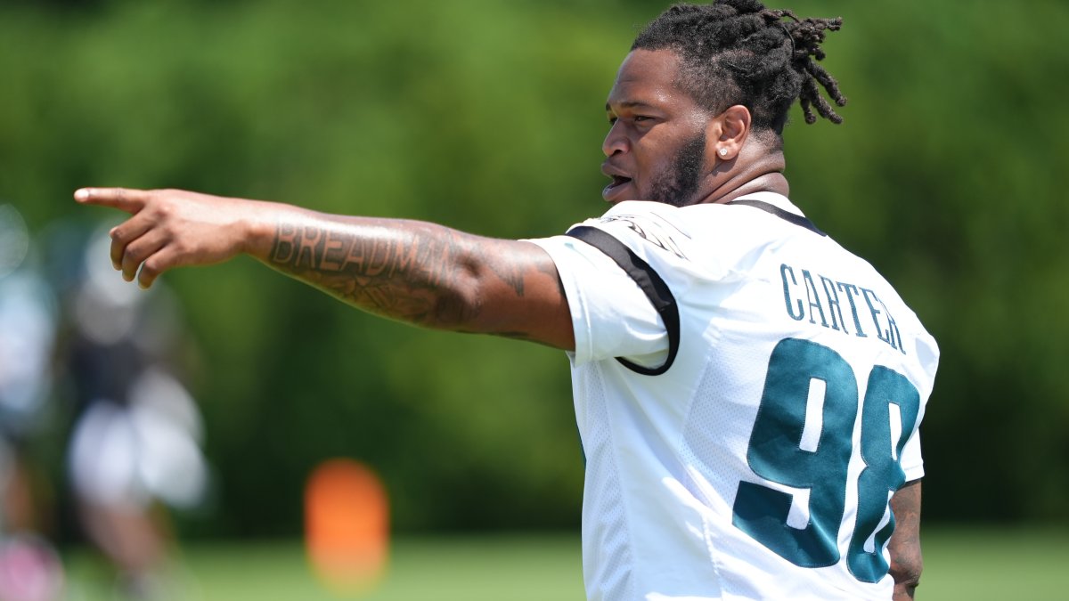 Eagles’ Jalen Carter avoids further suspension, gets fined by NFL – NBC ...