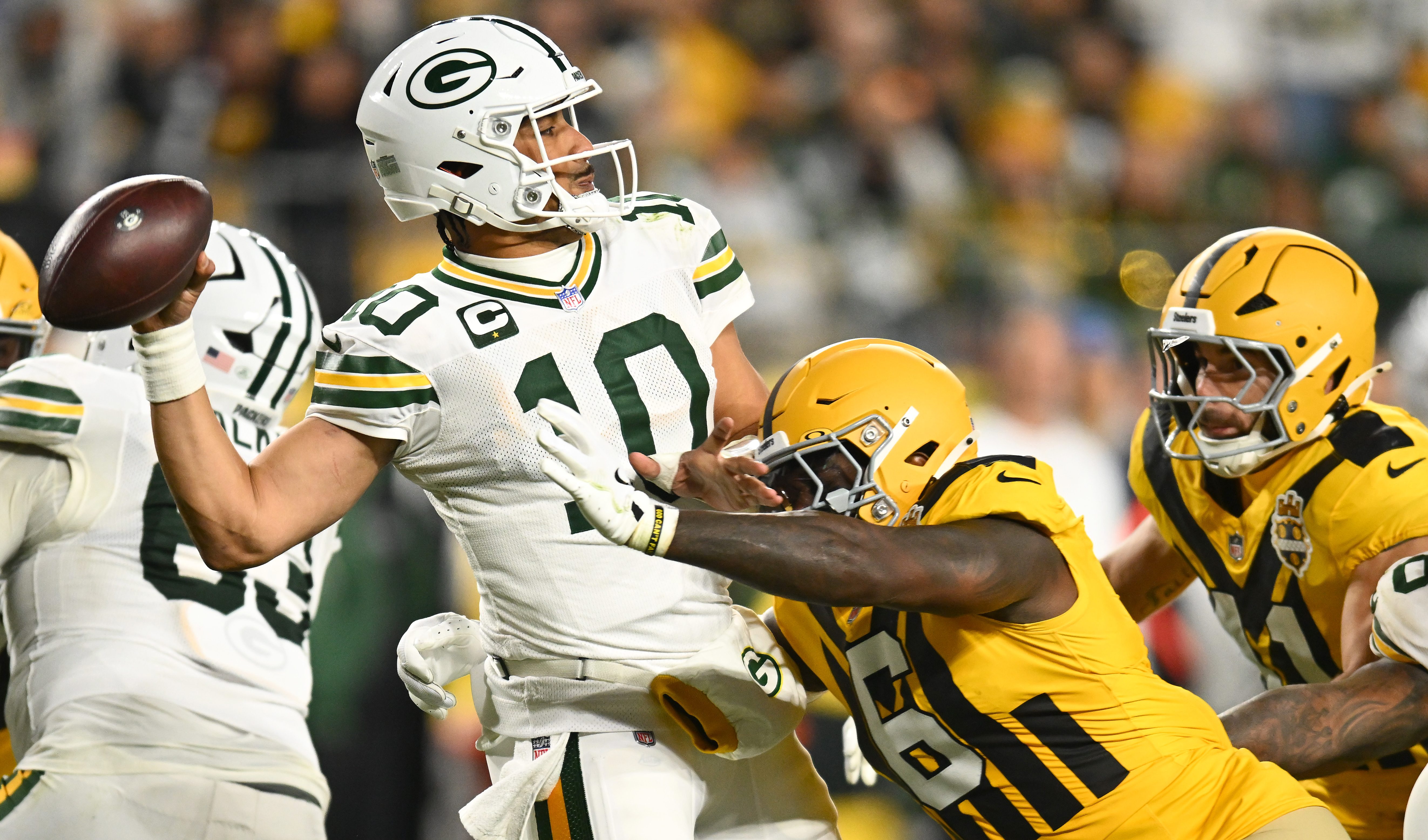 Which NFL stadiums have artificial turf vs. real grass? – NBC Sports ...