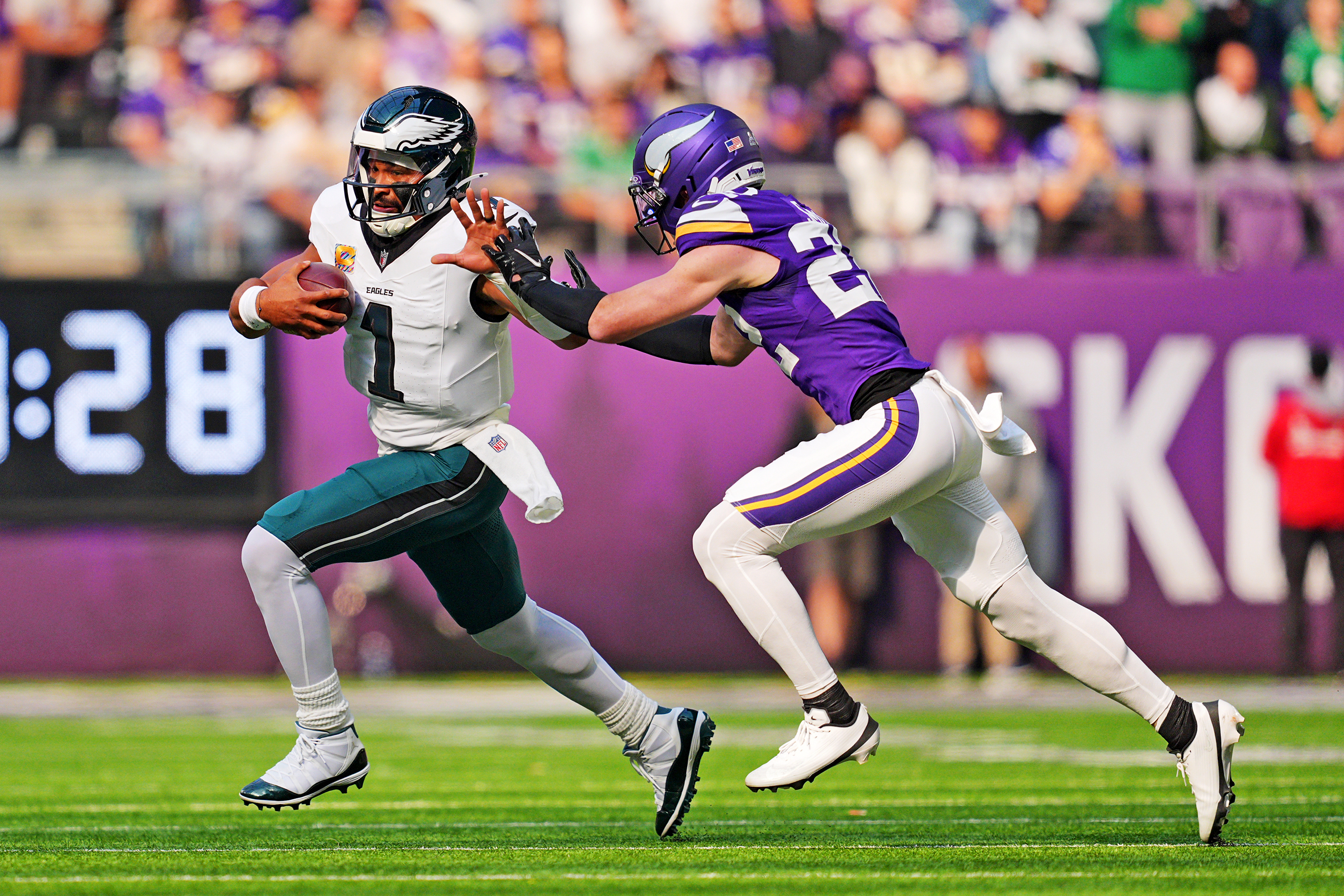 Hurts-Brown duo connects for 2 TDs in Eagles’ win over Vikings – NBC ...