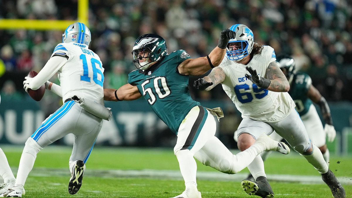 Fourth-down dominance highlights historic performance by Eagles ...