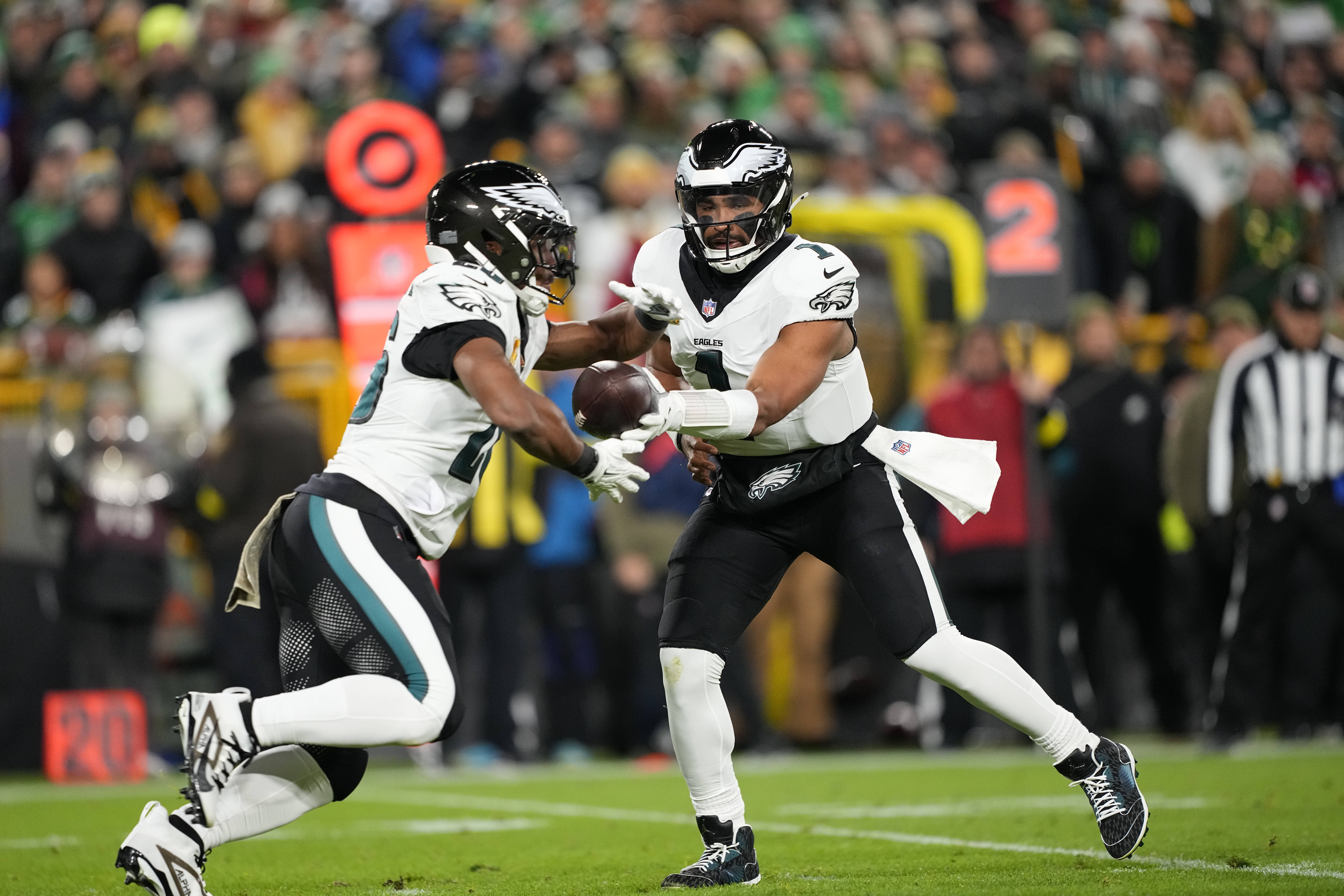 Eagles squeak past Packers to improve to 7-2 – NBC Sports Philadelphia