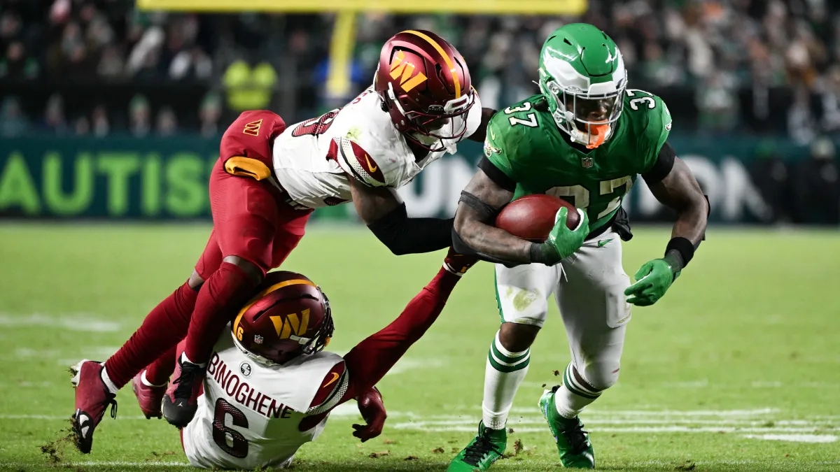 Live updates as Eagles close out regular season vs Commanders – NBC ...